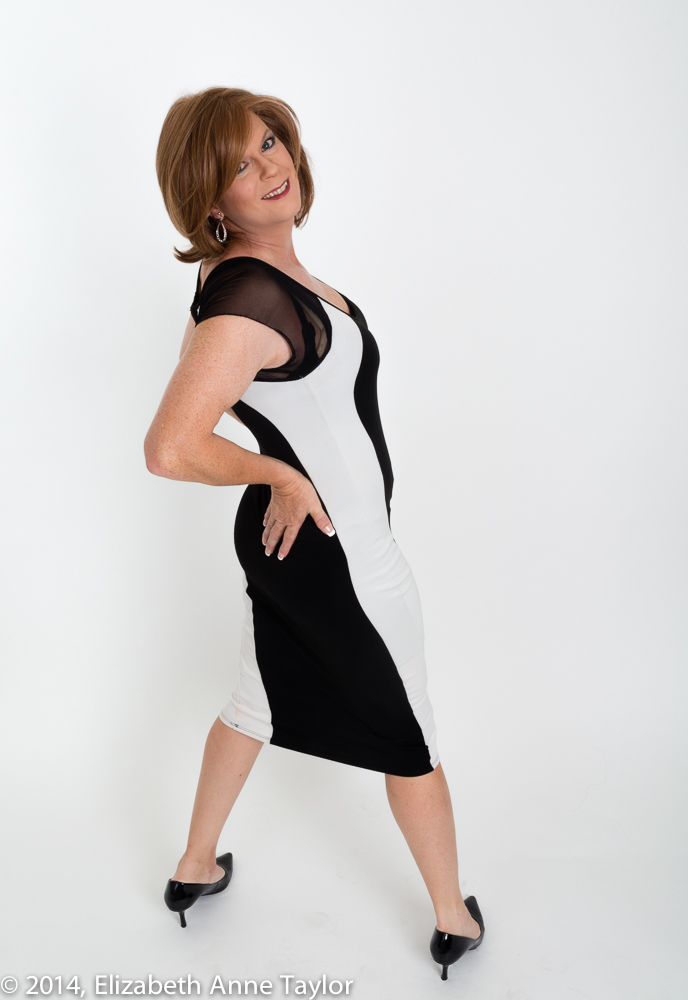 Kimberly Models her Fall Look - Makeovers with Elizabeth Taylor