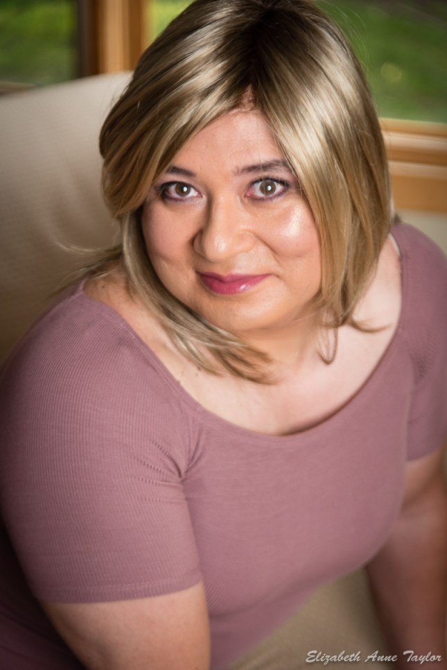 Makeovers | Makeovers with Elizabeth Taylor | Page 3