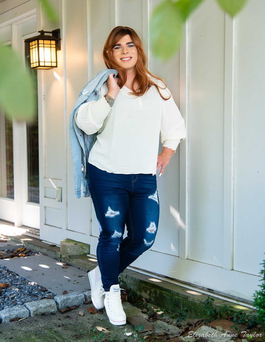 Nikki Rose, A Country Girl | Makeovers with Elizabeth Taylor