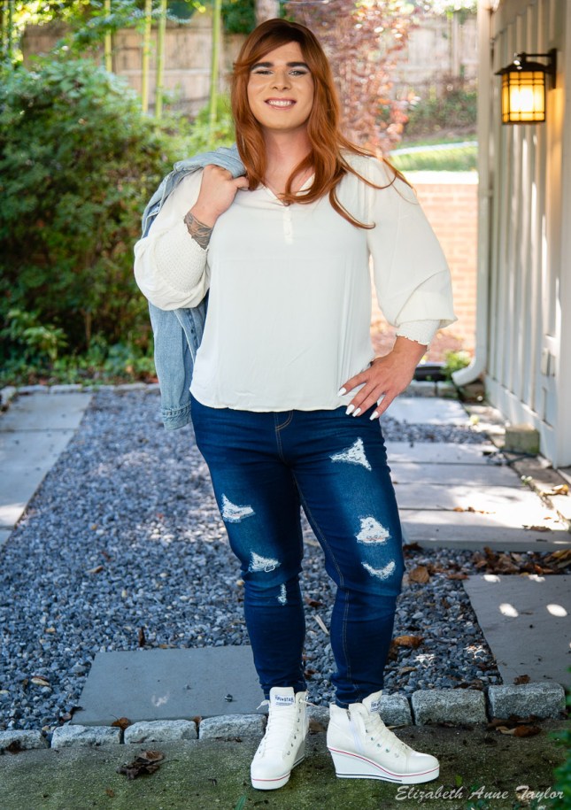 Nikki Rose, A Country Girl | Makeovers with Elizabeth Taylor